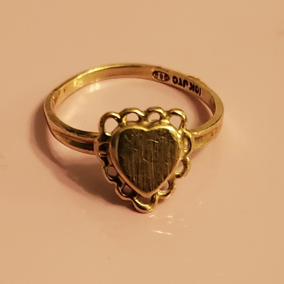 Jewelry | Vintage Retro Zales 1k Yellow Gold Heart Ring With Filligree ...